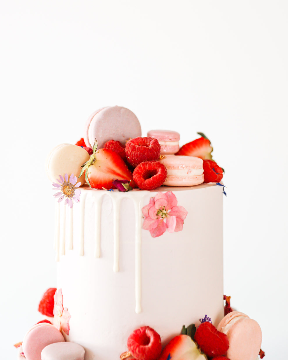 Berry Sweet Cake with Vanilla Buttercream and Pink Drips – Earth and Sugar